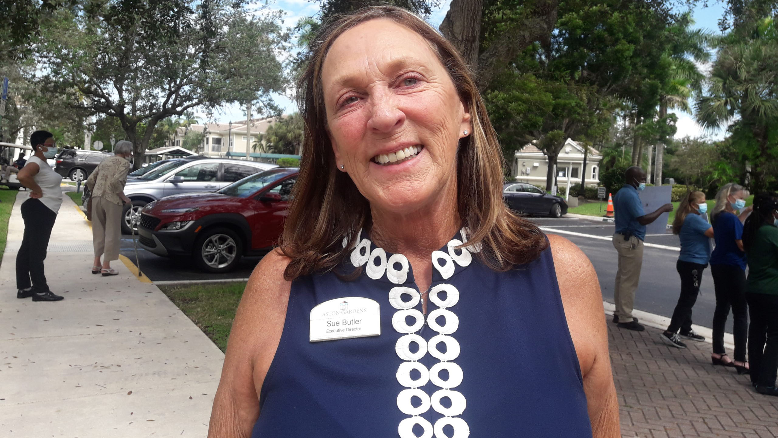 Aston Gardens’ Residents and Staff Bid Farewell to Long-Time Executive ...